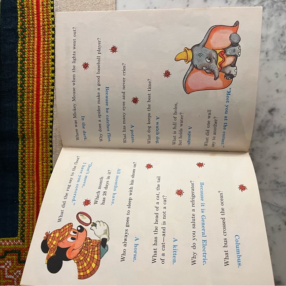 Disney | Toys | Walt Disney Books Mickey Mouses Riddle Book Vintage Euc ...